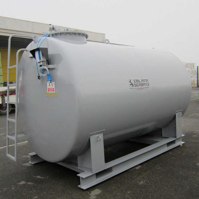 Palletized steel tank, capacity 10 cm - Customized Projects